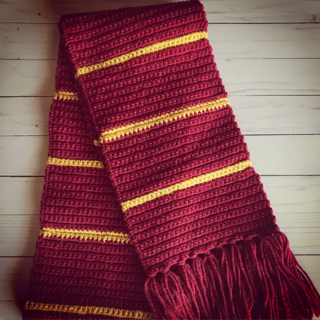 Gryffindor Colors Crochet Scarf | Creating Me