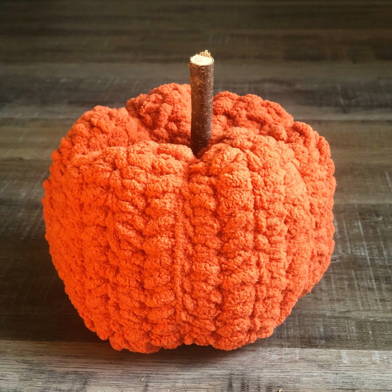 Chunky Crocheted Pumpkins | Creating Me