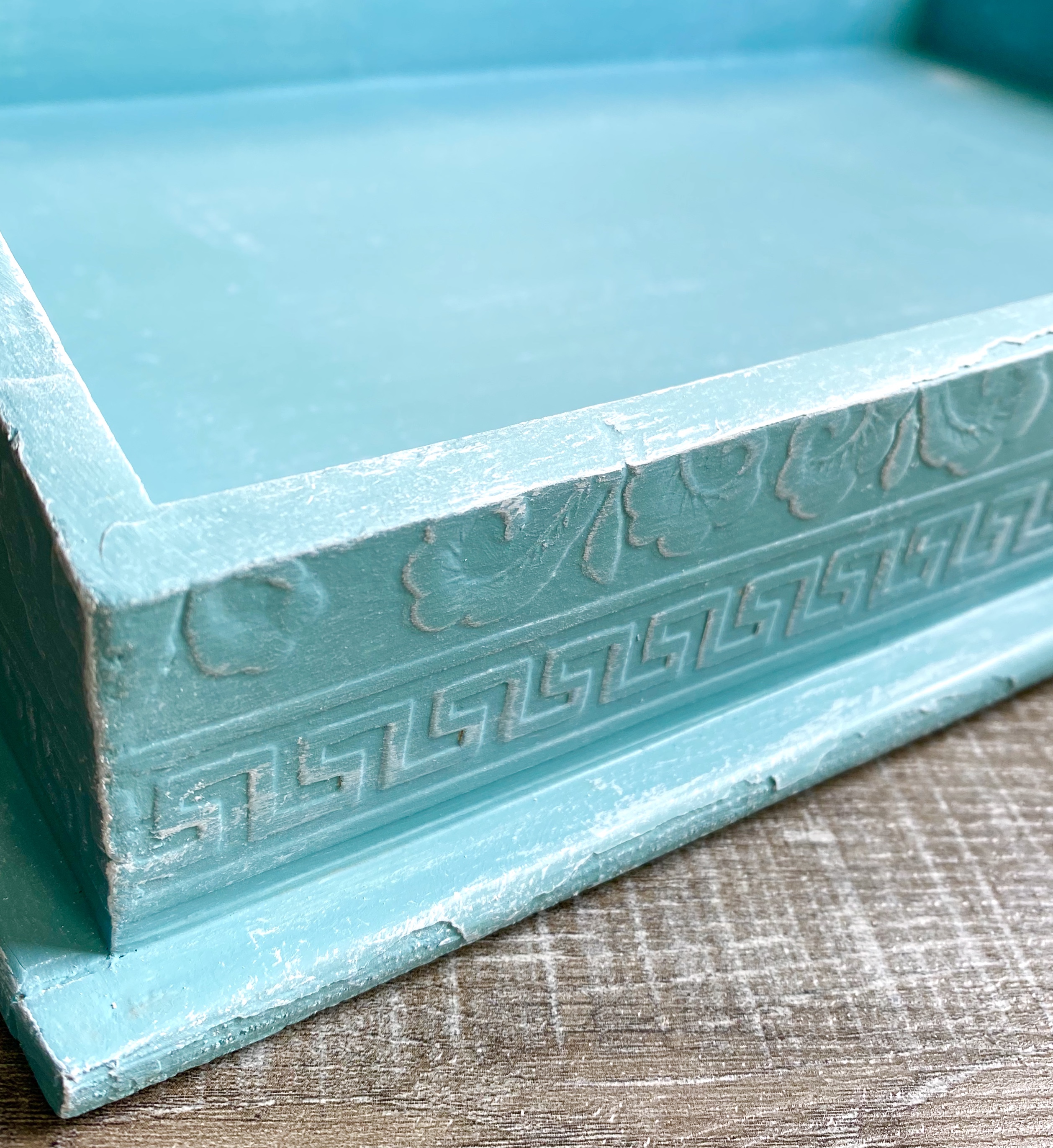 Repurposed Wood Tray | Creating Me