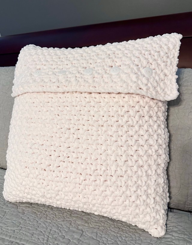 Chunky Crochet Farmhouse Pillow Cover | Creating Me