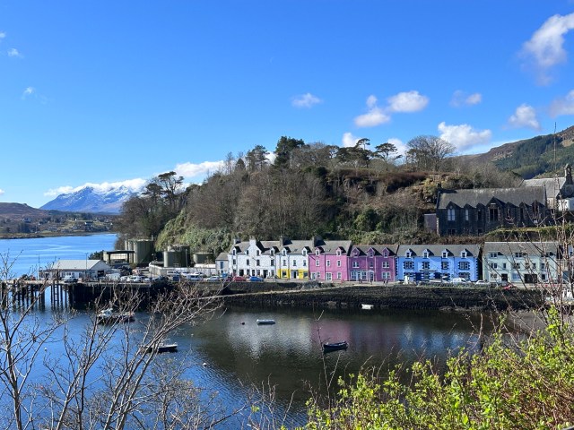 Scotland – Ports, Beaches, Lochs, and Waterfalls | Creating Me