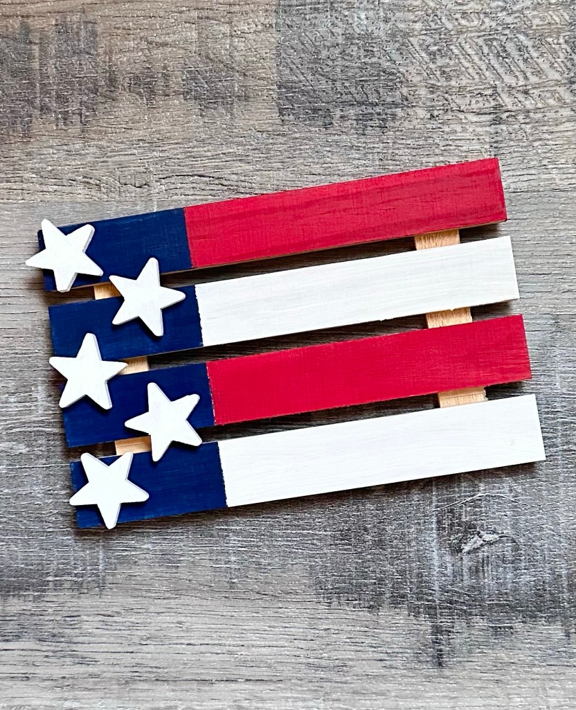 Mini Pallet Flag | Creating Me