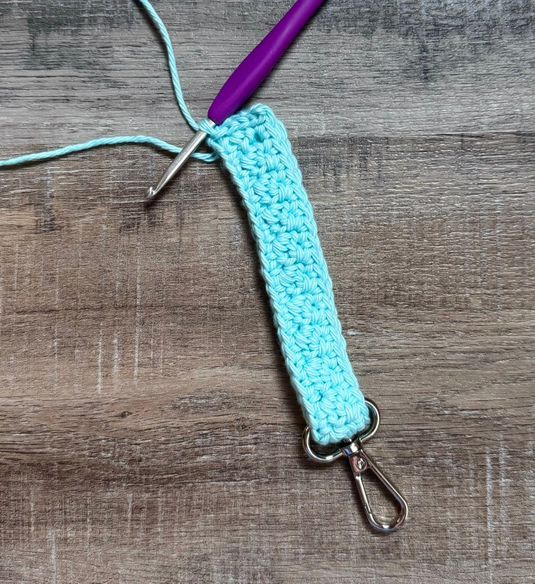 Crochet Wristlet Keychain | Creating Me